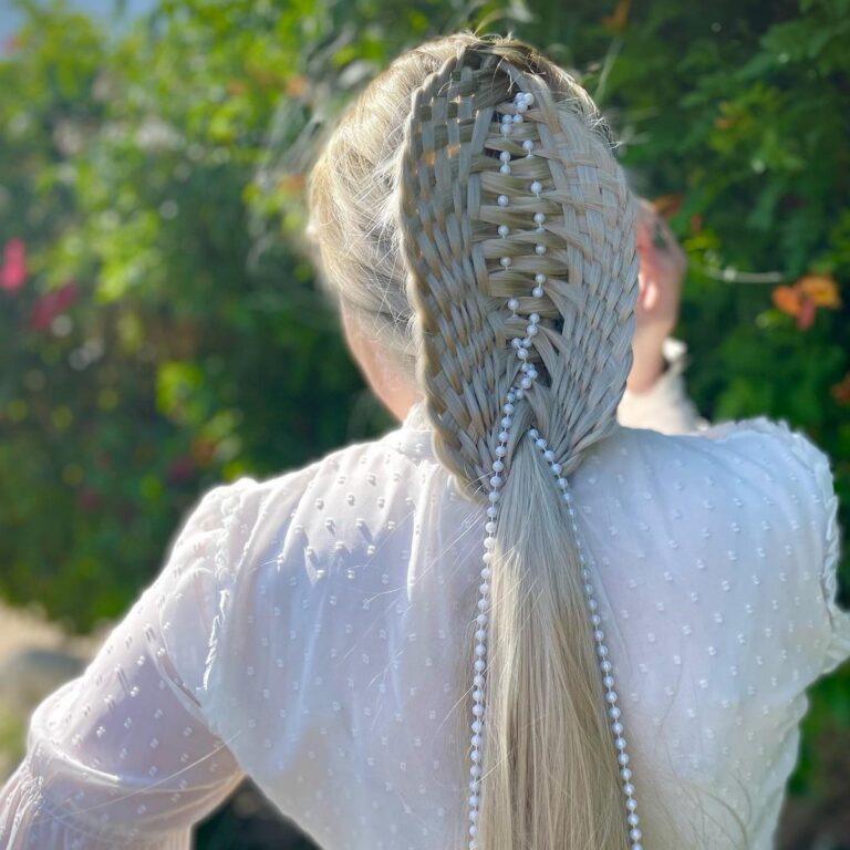 115 Graduation Hairstyles Ideas to Celebrate The Special Day! - Hood MWR