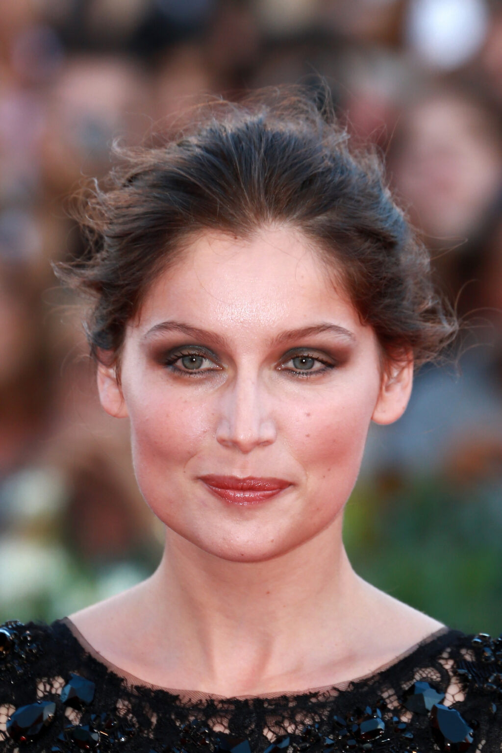 56 Celebrities With Beauty Mark (Moles) - Hood MWR