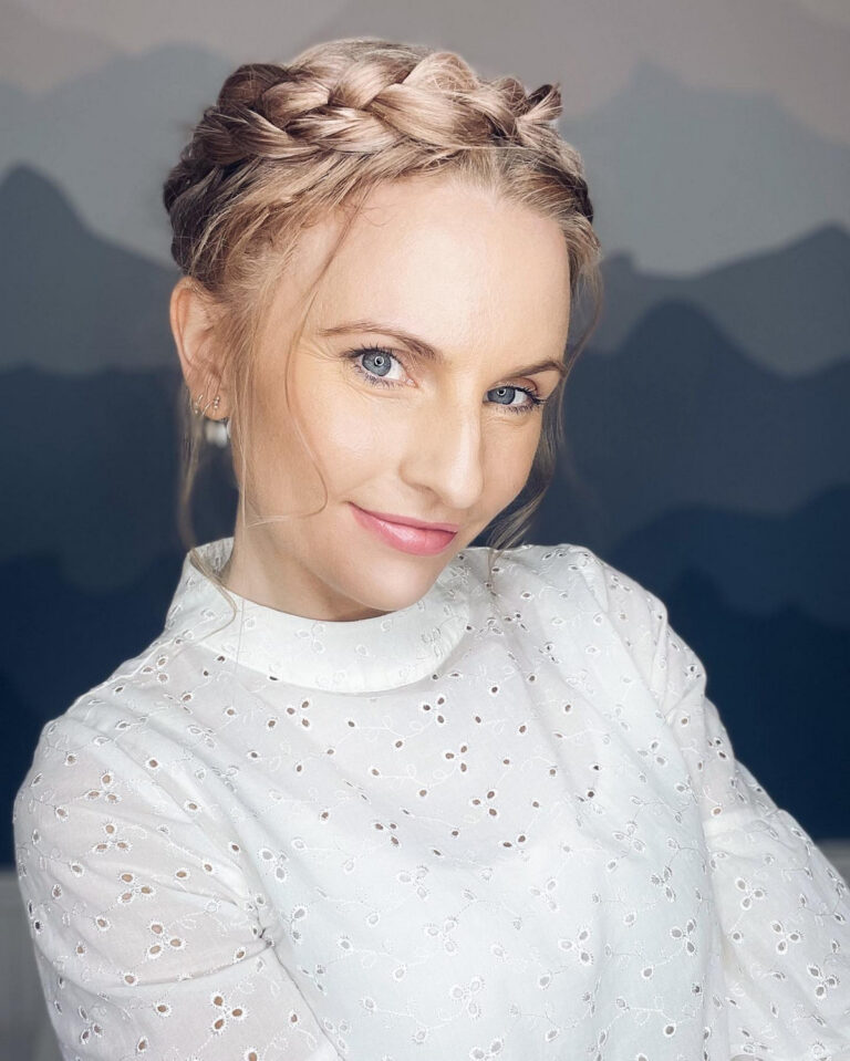 35 Unique Italian Hairstyles for Women in 2023 - Hood MWR