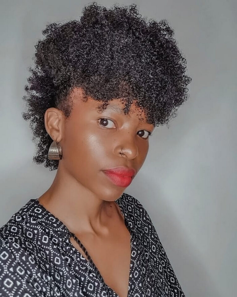 35 Beautiful & Big Afro Hairstyles in 2023 - Hood MWR