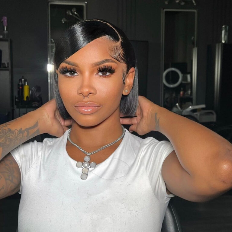 35 Swoop Bang Hairstyles Ideas to Try 2023 - Hood MWR