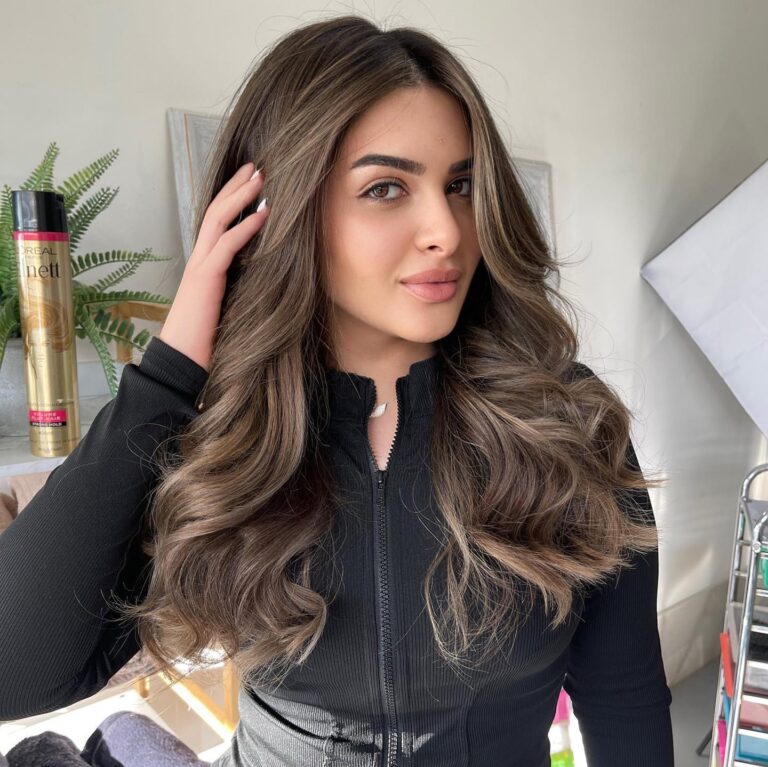 35 Stunning Lowlights Hairstyles: Adding Dimension and Elegance - Hood MWR