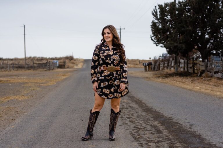 36 Cowgirl Outfit Ideas to Channel Your Inner Western Diva - Hood MWR