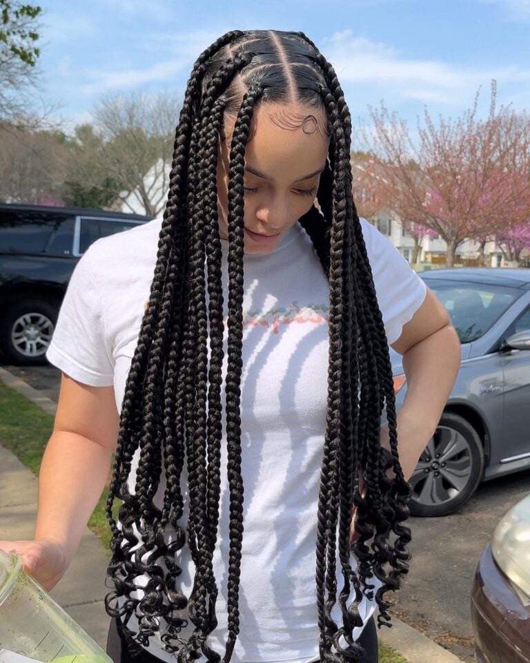 54 Trendiest Medium Knotless Braids for Every Occasion - Hood MWR
