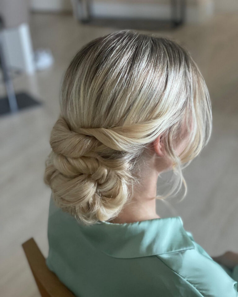 Top 84 Hairstyles for Work to Master Professional Chic! - Hood MWR