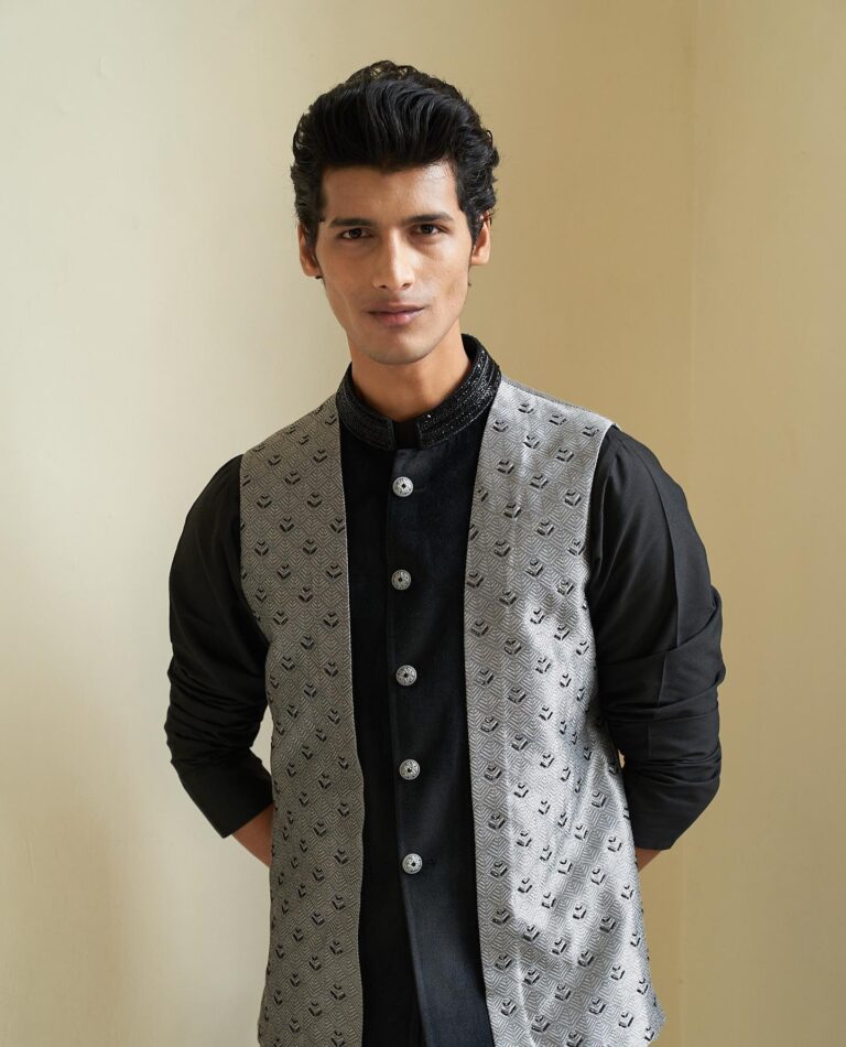 36 Indian Boy Hairstyles for Every Occasion - Hood MWR