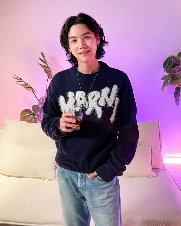 BTS's 36 Hair Transformations: A Rollercoaster of Style - Hood MWR