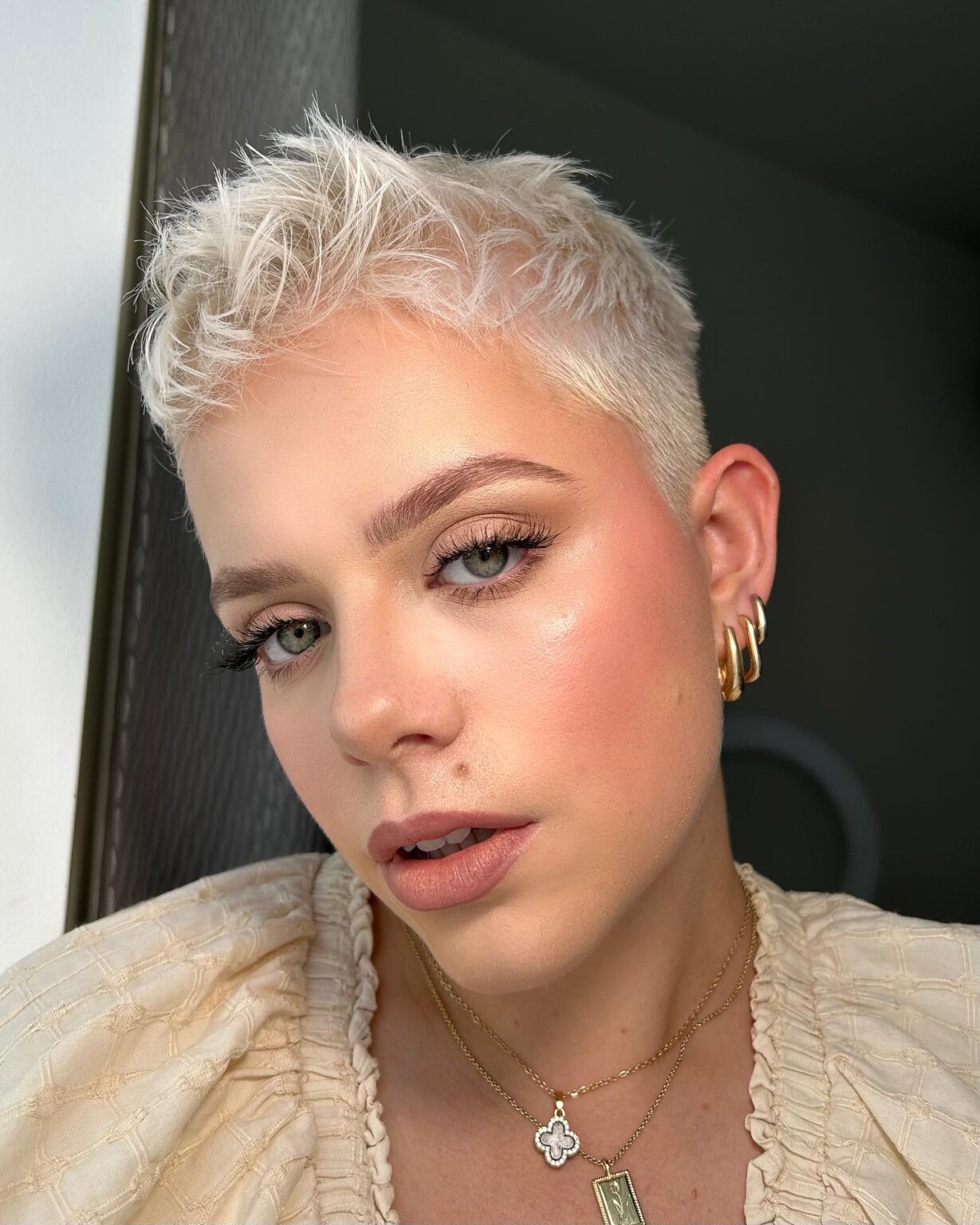 35 Pixie Cut For Square Face: Flattering Short Haircuts - Hood MWR