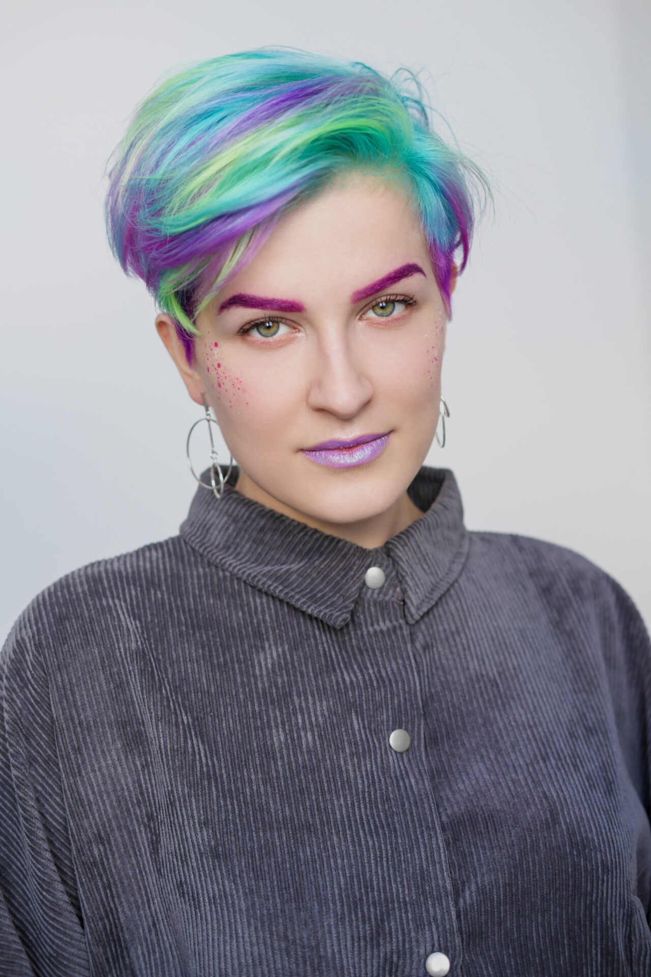 35 Pixie Cut For Square Face: Flattering Short Haircuts - Hood MWR