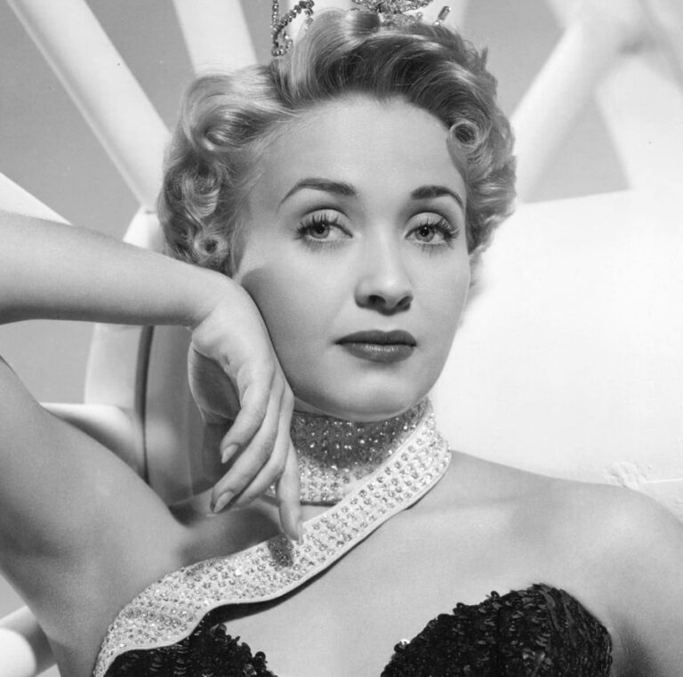 35 Hairstyles That Defined the 1930s - Hood MWR