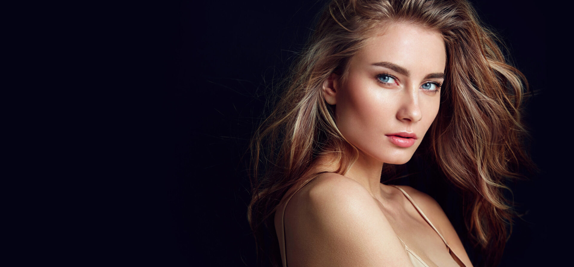 What Is 1B Hair? Understanding The Care Hair And Its Characteristics ...