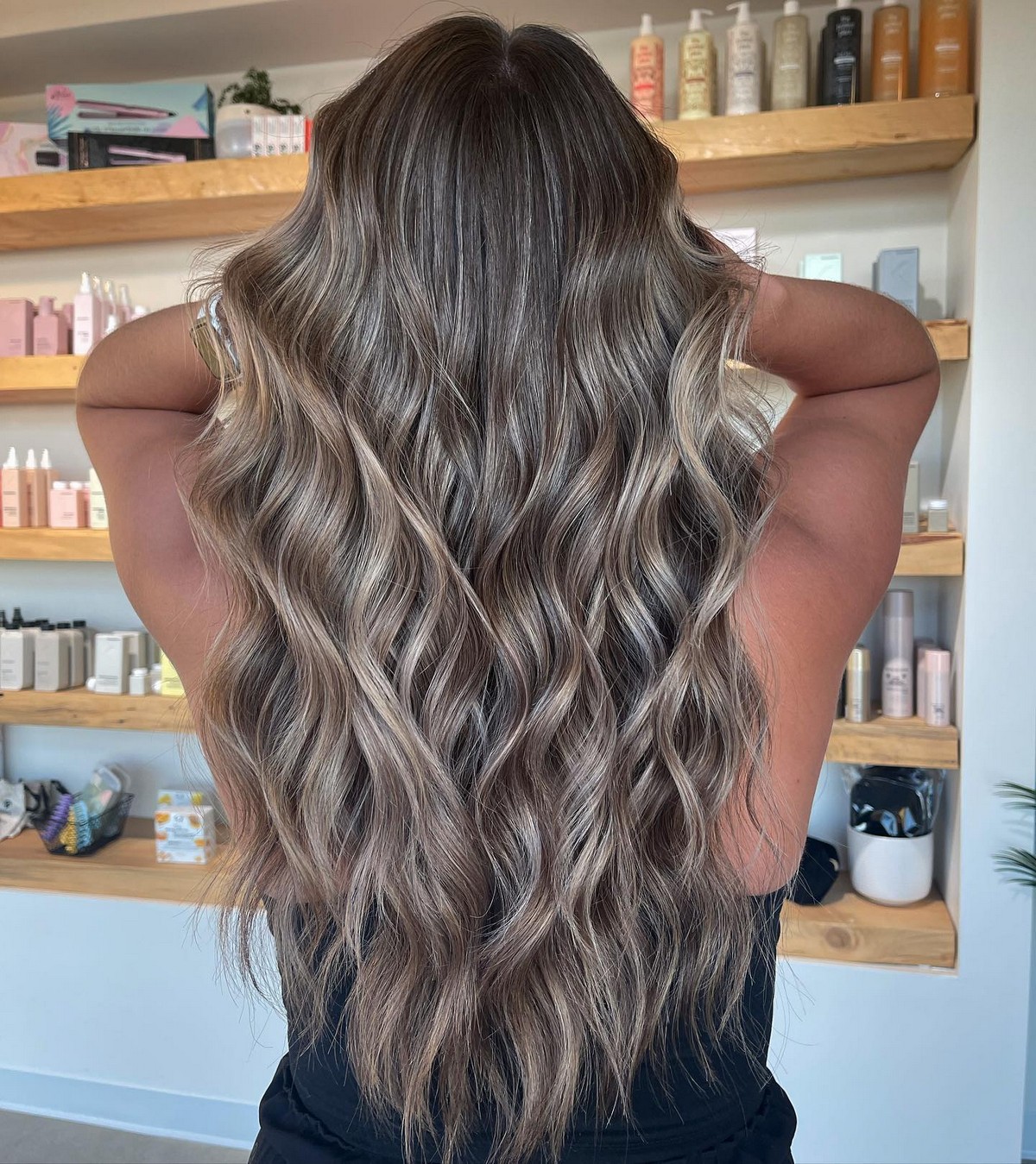 Difference Between Hair Streaks Vs Highlights - Hood MWR