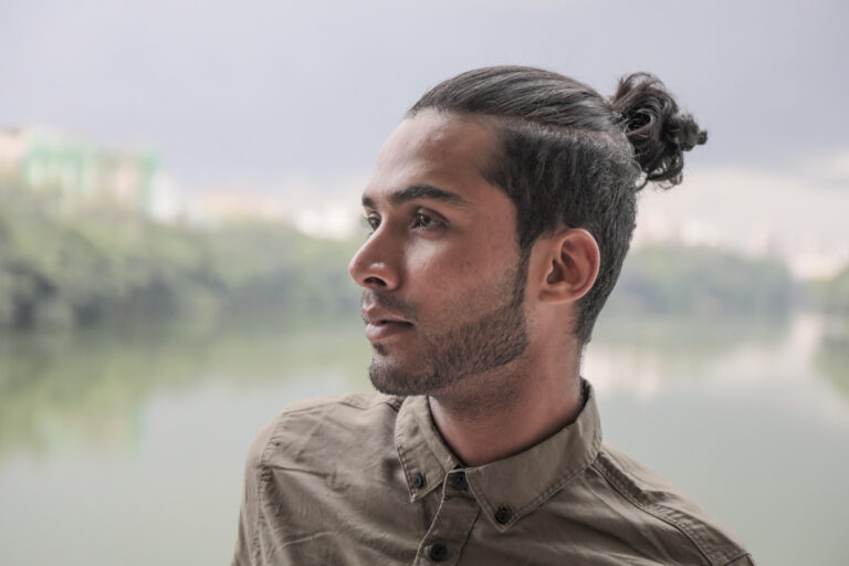 How To Do A Man Bun? 4 Techniques to Master
