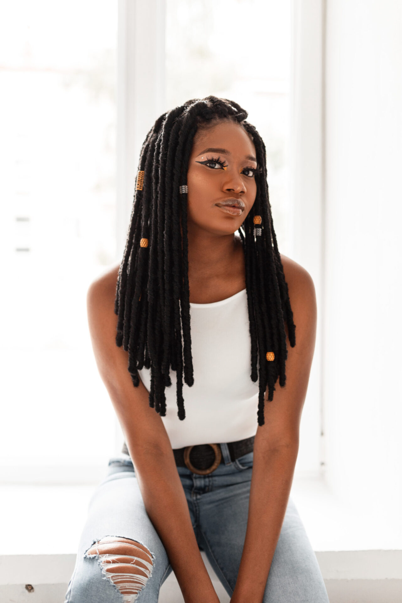 How to Dye Your Dreadlock Tips for a Colorful Transformation? - Hood MWR