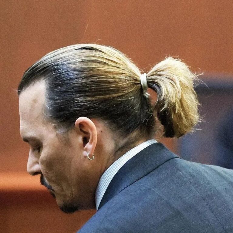 35 Johnny Depp’s Most Iconic Hairstyles Over The Years - Hood MWR