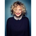 Meg Ryan's 36 Most Iconic Hairstyles Throughout Her Career - Hood MWR