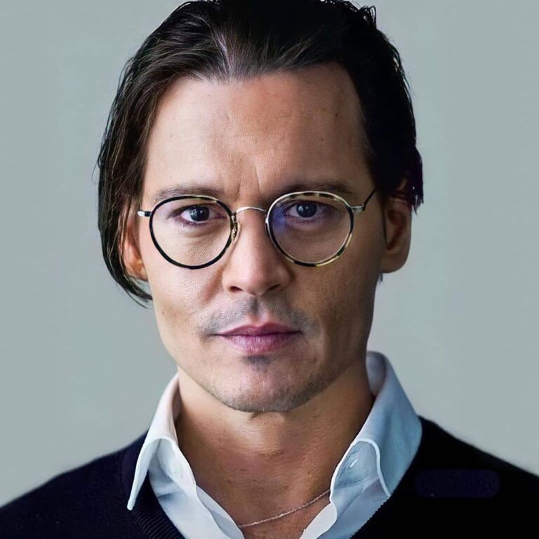35 Johnny Depp’s Most Iconic Hairstyles Over The Years - Hood MWR