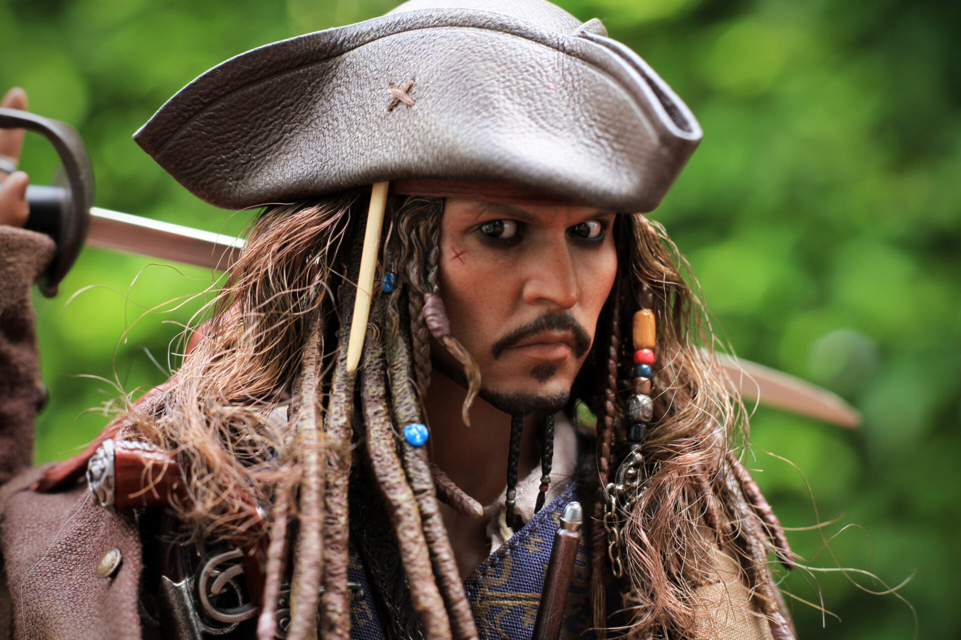 35 Johnny Depp’s Most Iconic Hairstyles Over The Years - Hood MWR
