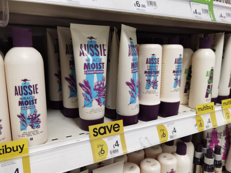 Is Aussie Shampoo a Good Choice for Your Hair Type? Pros and Cons ...