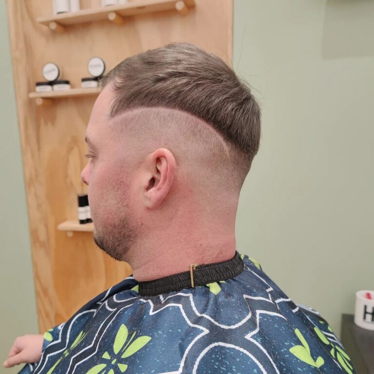 Haircut Lines: The Trendy Allure of Haircut Lines in Modern Hairstyling ...