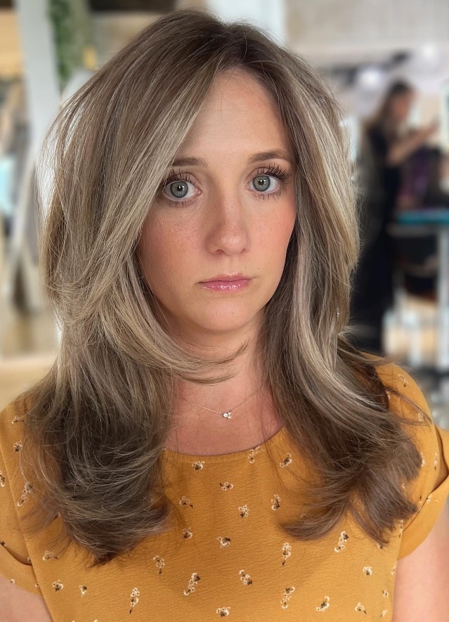 Unlocking The Charm: A Guide To Medium Length Haircuts With Layers ...