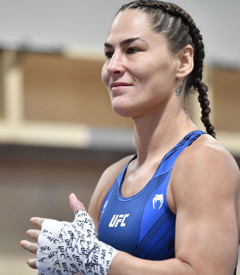31 Beautiful UFC Female Fighters In The World - Hood MWR